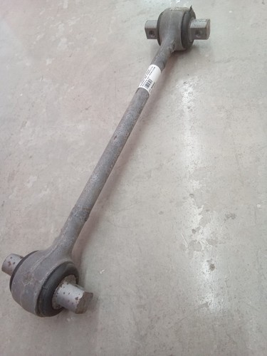 PACCAR 943044 AXLE TORQUE ROD --m3s4 mm yy | eBay