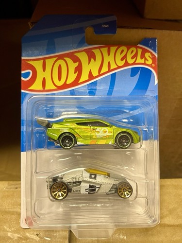 Hot Wheels Twin Pack Loop Coupe & 2 Jet Z HGB37-JA10 FVN40 NEW 50th ...