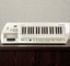 Tastiera sintetizzatore a spalla Roland AX-09 Lucina Pearl White KEYTAR ...