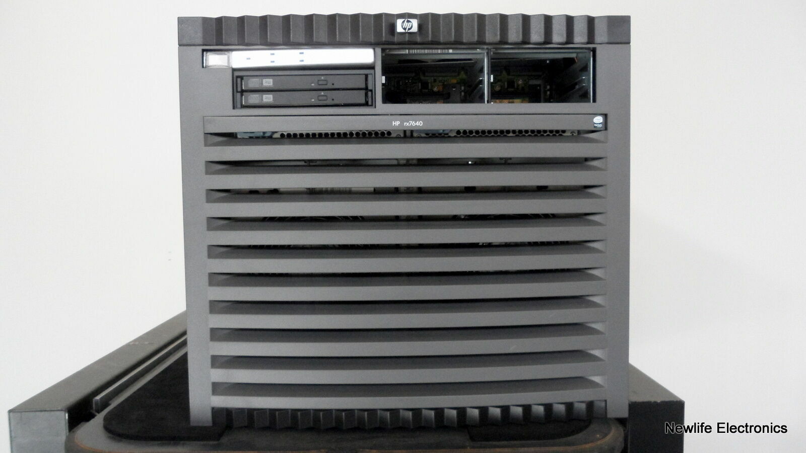 HP AB450A Integrity rx7640 Server (8 x 1.6GHz CPU's/128GB RAM/No Drives ...