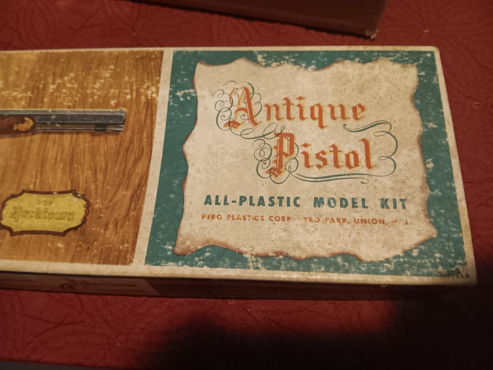 Rare VTG 1950's Revell Authentic Model Kit The Yorktown Pistol And Box ...
