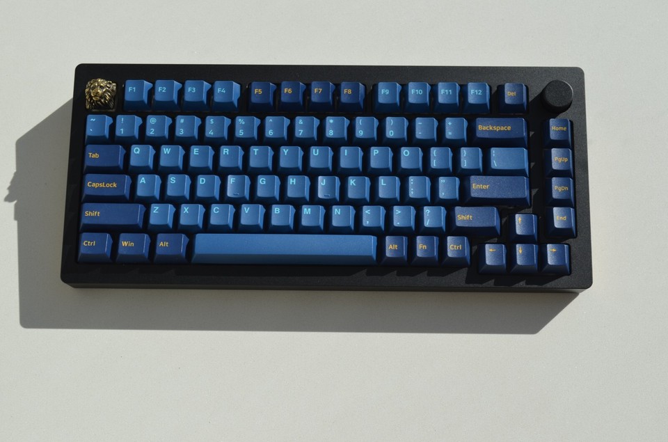 Blue wireless 75% mechanical gaming keyboard World Of Warcraft Alliance ...
