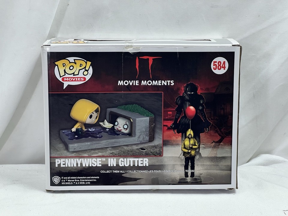 Funko Pop Pennywise In Gutter Movie Moments It Hot Topic Exclusive #584 ...