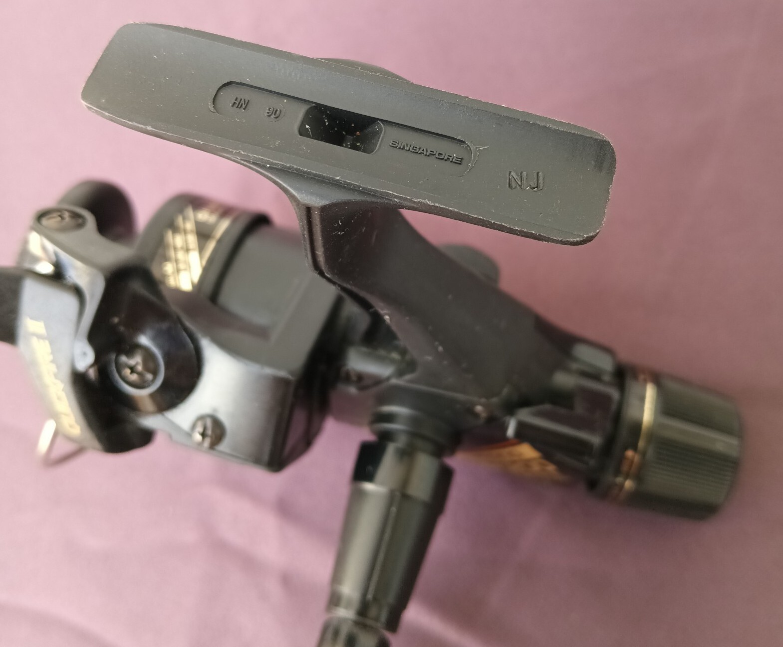 Shimano FX 200 Quickfire II Spinning Reel Graphite Spool R2 for sale ...