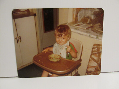 1970S VINTAGE FOUND PHOTOGRAPH COLOR ORIGINAL ART PHOTO MESSY BOY HIGH ...