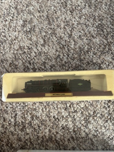 Hornby Britannia Class 70000 Steam Train Loco Drive Working Smoke Unit ...