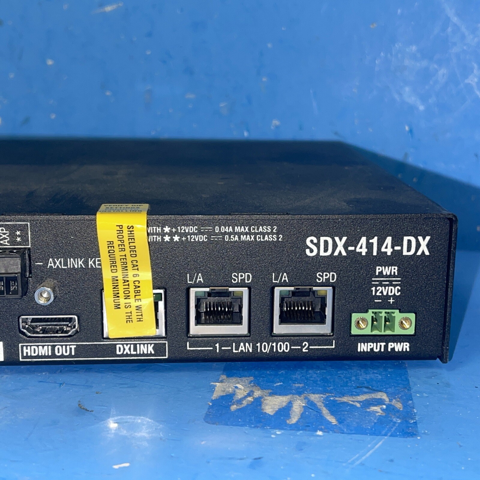 AMX SOLECIS SDX-414-DX 4x1 4K HDMI Digital Switcher with DXLink™ Output ...