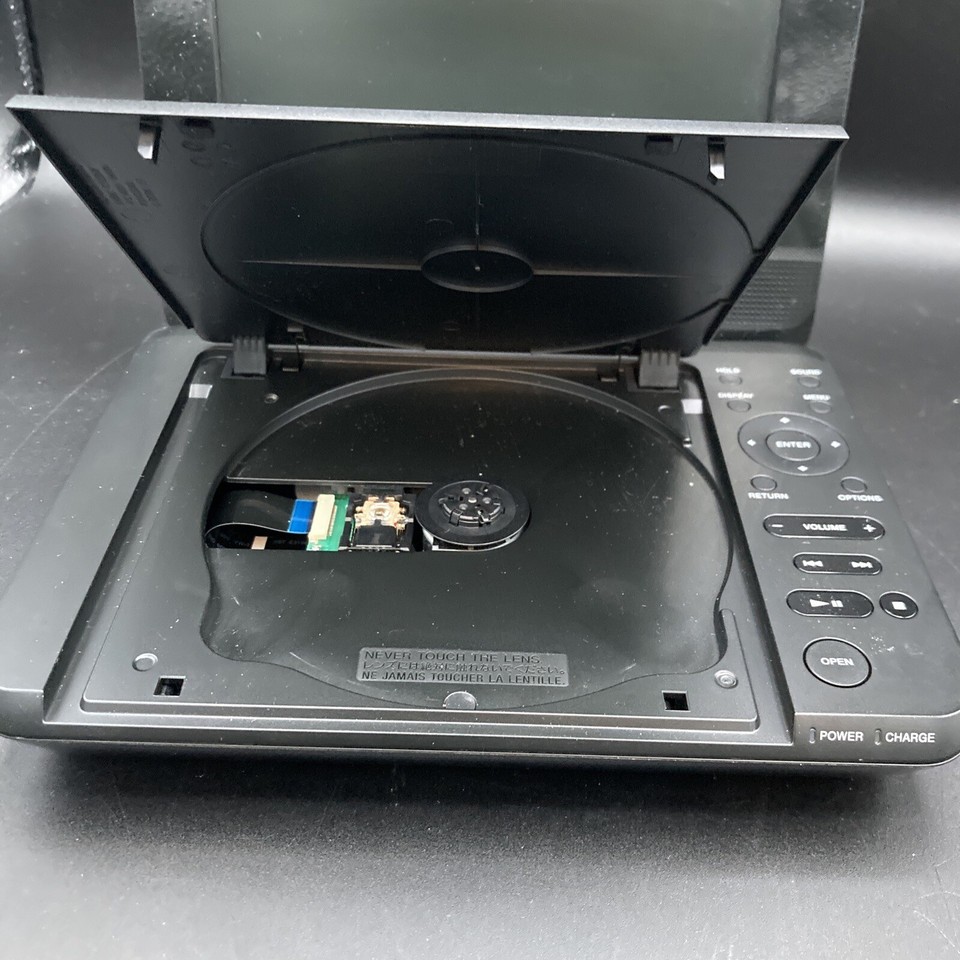 Sony ( DVP-FX780 ) 7" widescreen Portable DVD & CD Player UNTESTED ...