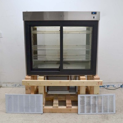 Coolers & Refrigerators - Used Deli Case