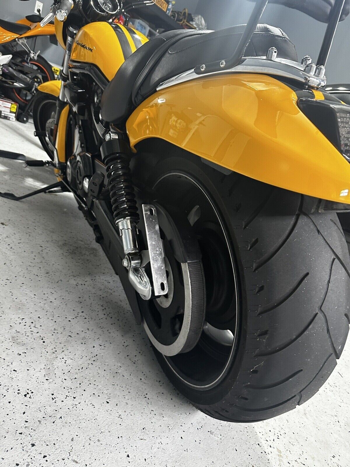 Flat License Plate Relocation Bracket for HARLEY-DAVIDSON NIGHT ROD ...