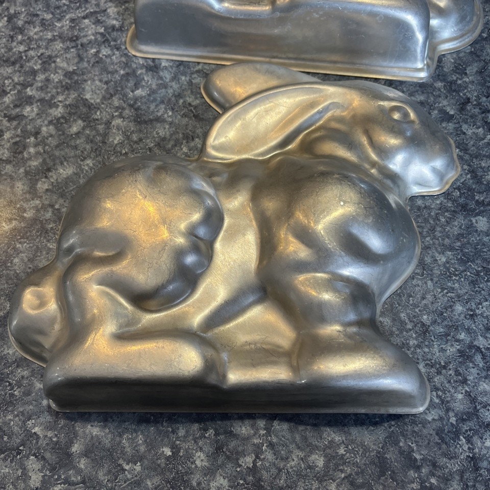 Vintage Rabbit Mold Set Two Piece Bunny Cake Chocolate Baking Pan ...