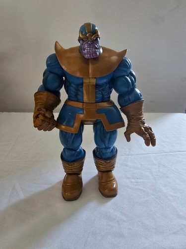 MARVEL DIAMOND SELECT THANOS & DEATH 8" (missing extra Gauntlet) | eBay