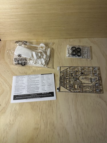 New AMT 65 Olds 88 Modified Stocker 1/25 Model Kit Ltd Ed Vintage ...