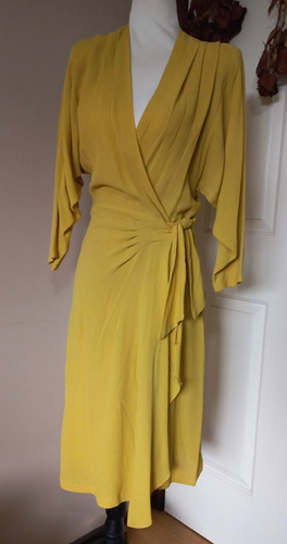 Vintage 1940s Rare True Chartreuse Padded Shoulders Wrap Bombshell ...