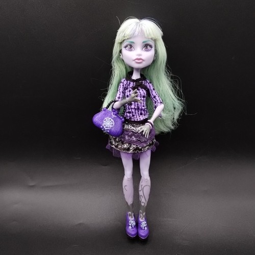 Monster High 13 Wishes Twyla Boogeyman Doll 2012 | eBay