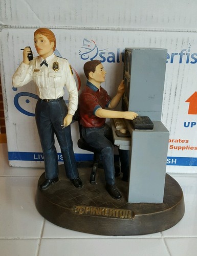 2000 Figure Pinkerton Security services Police detective Resin Statue ...