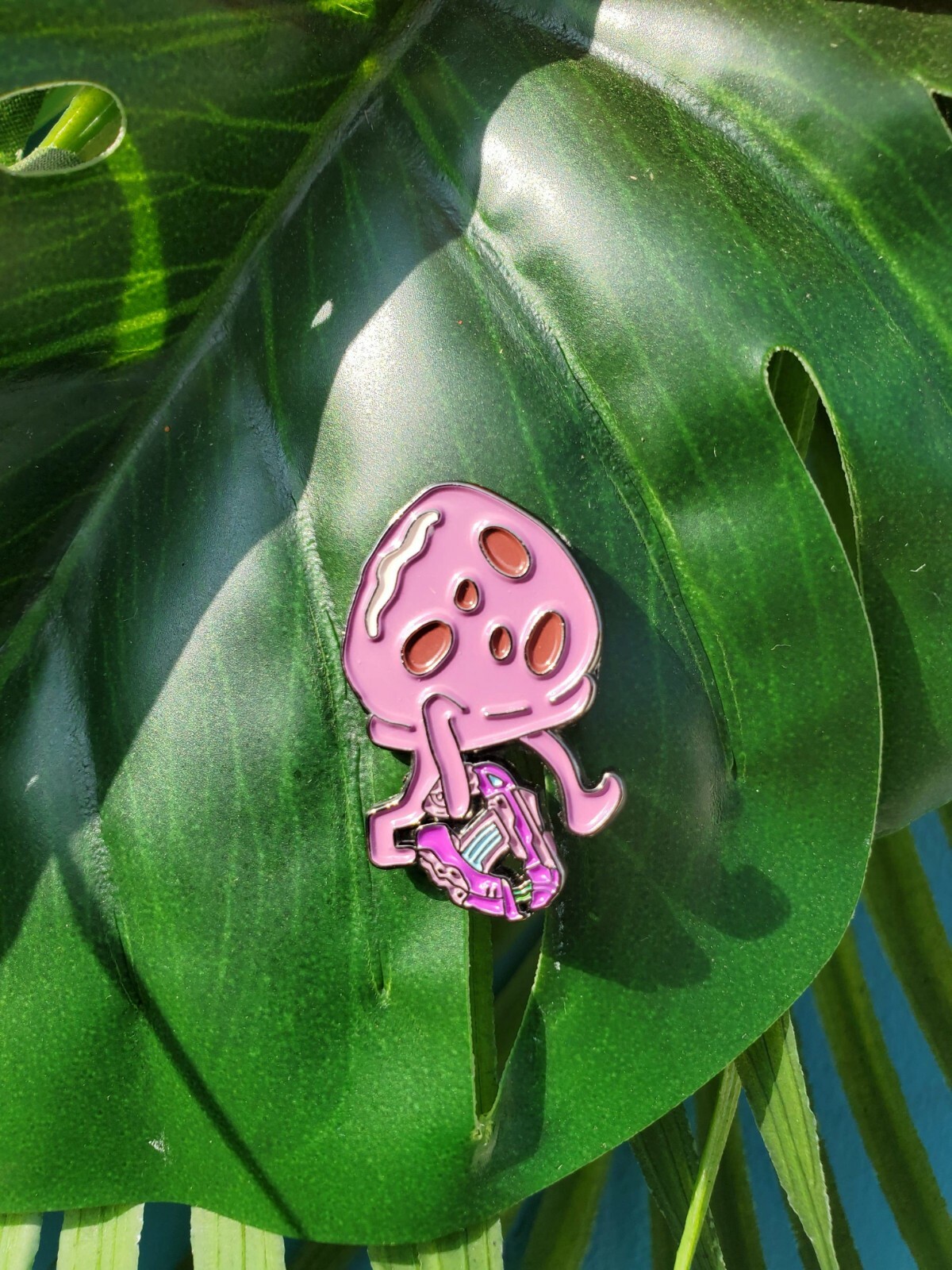 Spongebob jellyfish with a laser pistol PIN beautifully made great gift ...