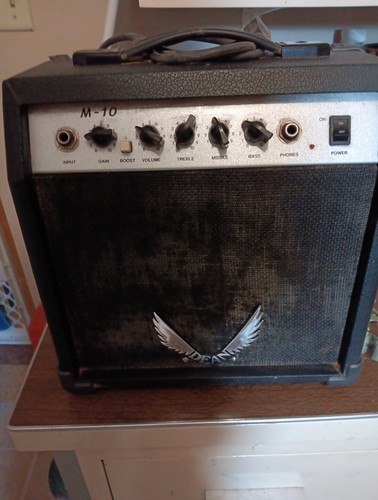 Dean M-10 10 watt Practice Amplifier Amp with Headphone Jack & Boost ...