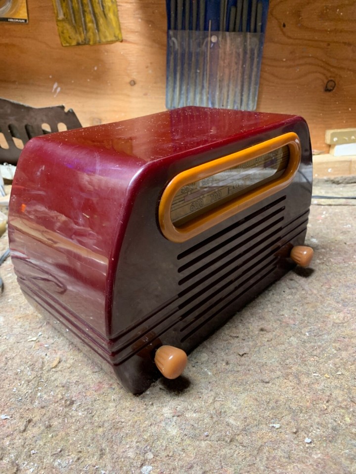 Vintage FADA Model 652 Temple Catalin Radio Butterscotch Bakelite ...