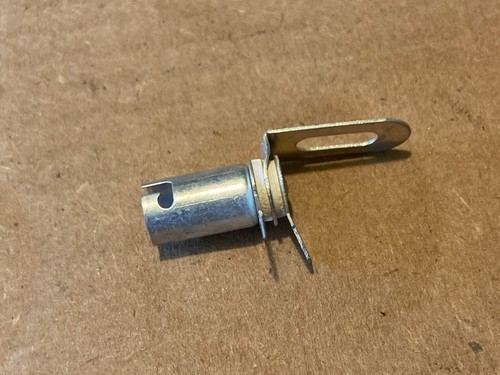NOS BA9S Miniature Bayonet Base Lamp Holder T-3 1/4 bulb Light Socket ...