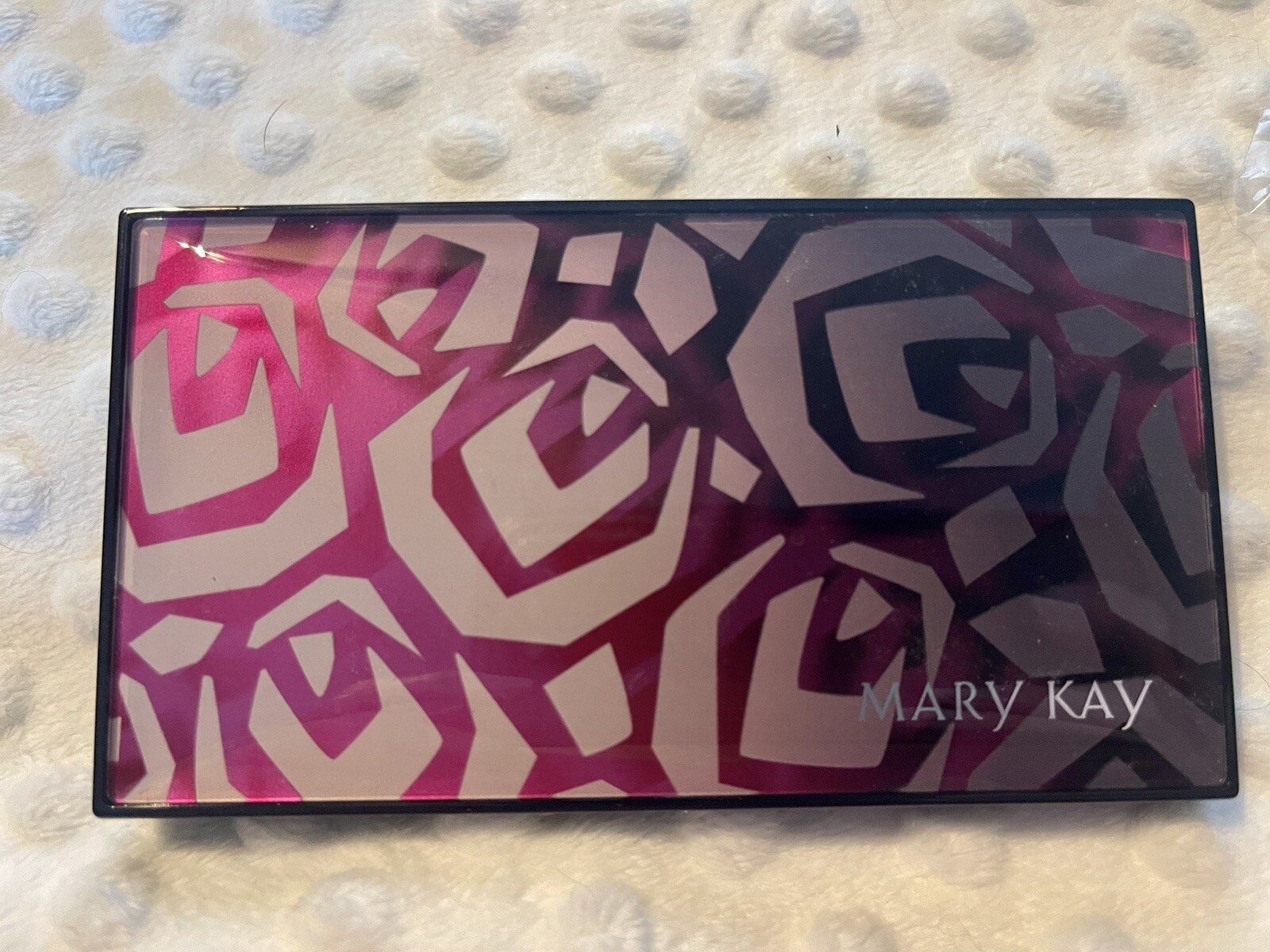 Mary Kay Perfect Pallet Set - 3 chromafusion eyeshadows , Blush, Lip ...