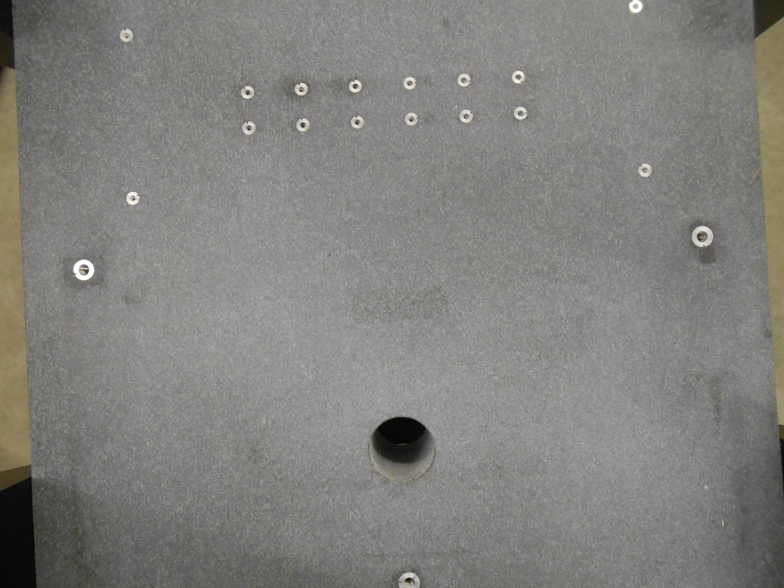 35" x 38" NEWPORT GRANITE ANTI-VIBRATION TABLE WITH 4 LAMINAR FLOW ...