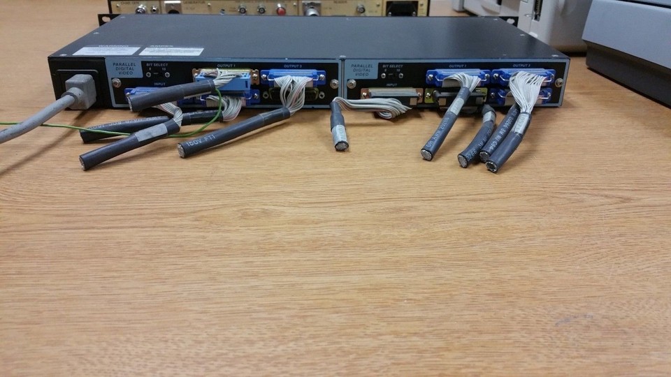 Ampex DCT 710i Parallel Digital Signal Distributor | eBay