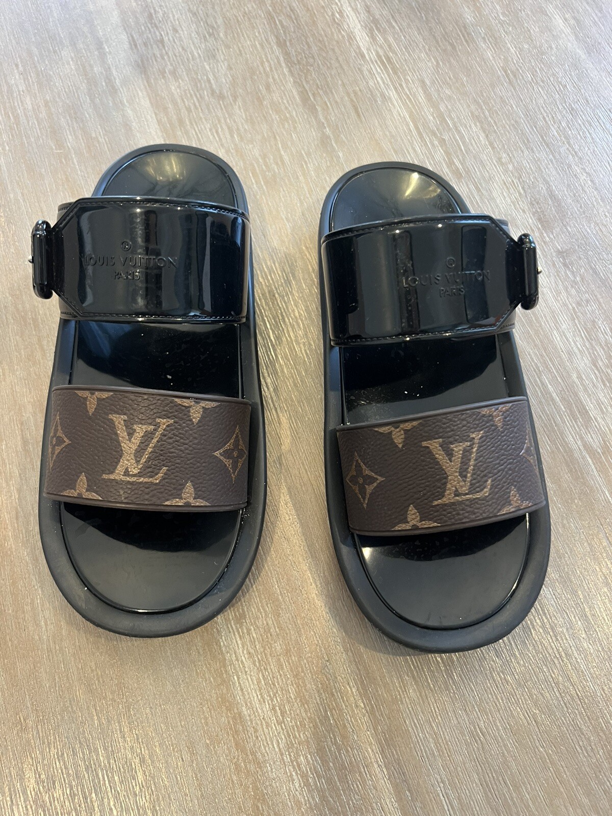 Louis Vuitton Sunbath Brown LV Monogram Pool Slide Fl… - Gem