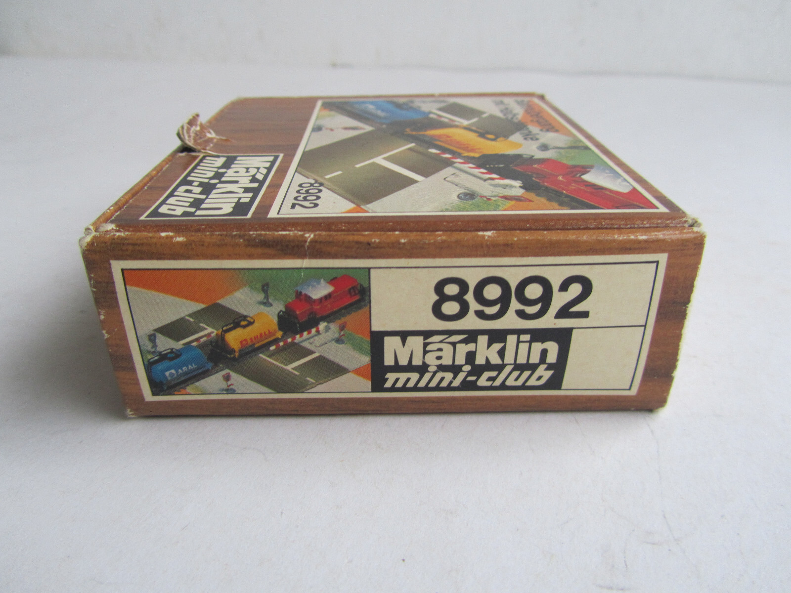 Märklin 8992 - Spur Z - Bahnübergang mit Halbschranke in OVP | eBay