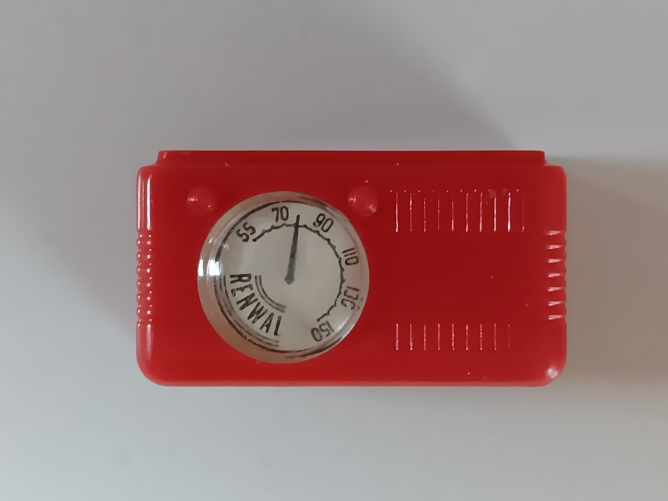 VTG 1940s Red Renwal Retro Table Top Miniature Toy USA Plastic Radio ...