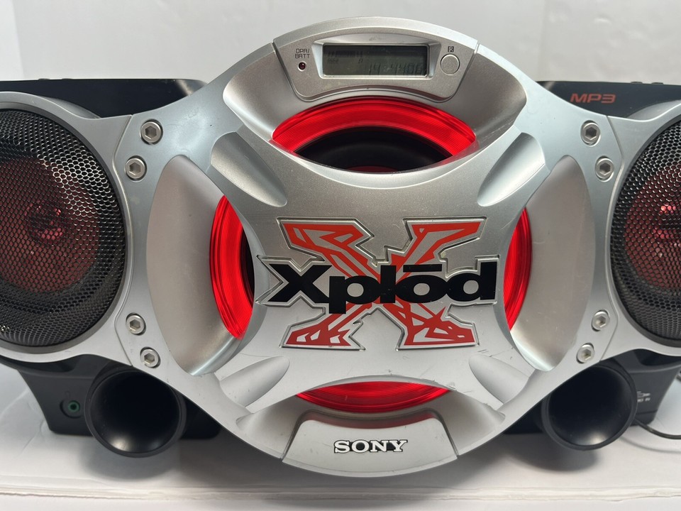 Sony Xplod Portable Boombox Radio Casette CD and MP3 CFD-G700CP w ...