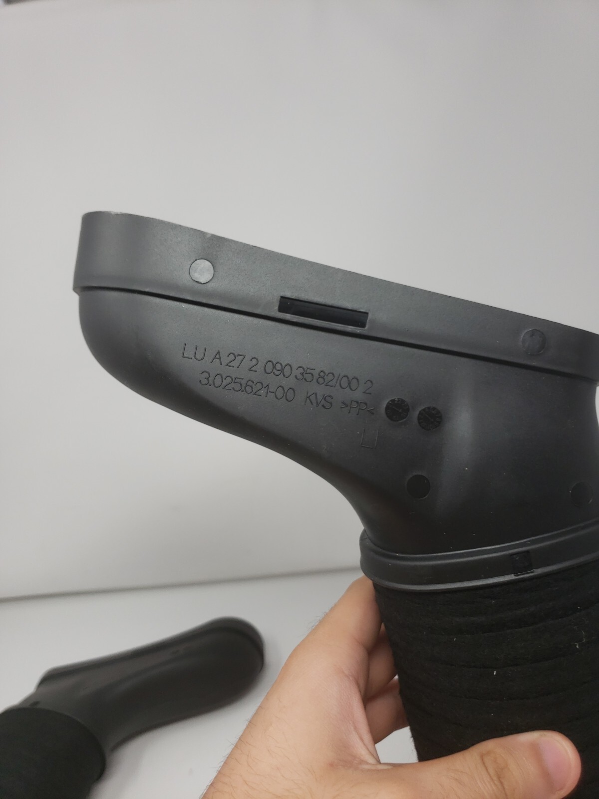 Pair Of Intake Pipes 11365343+11365344 For Mercedes-benz C Class W204 ...