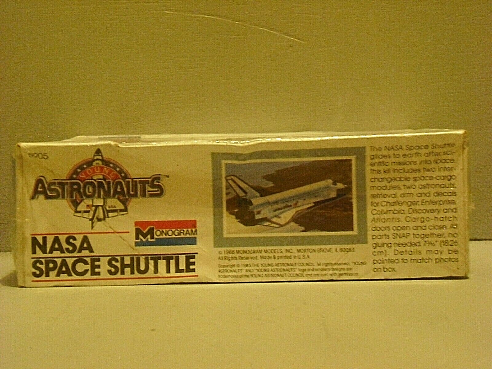 Monogram Nasa Space Shuttle Young Astronauts snap tite kit no.5905-1000 ...
