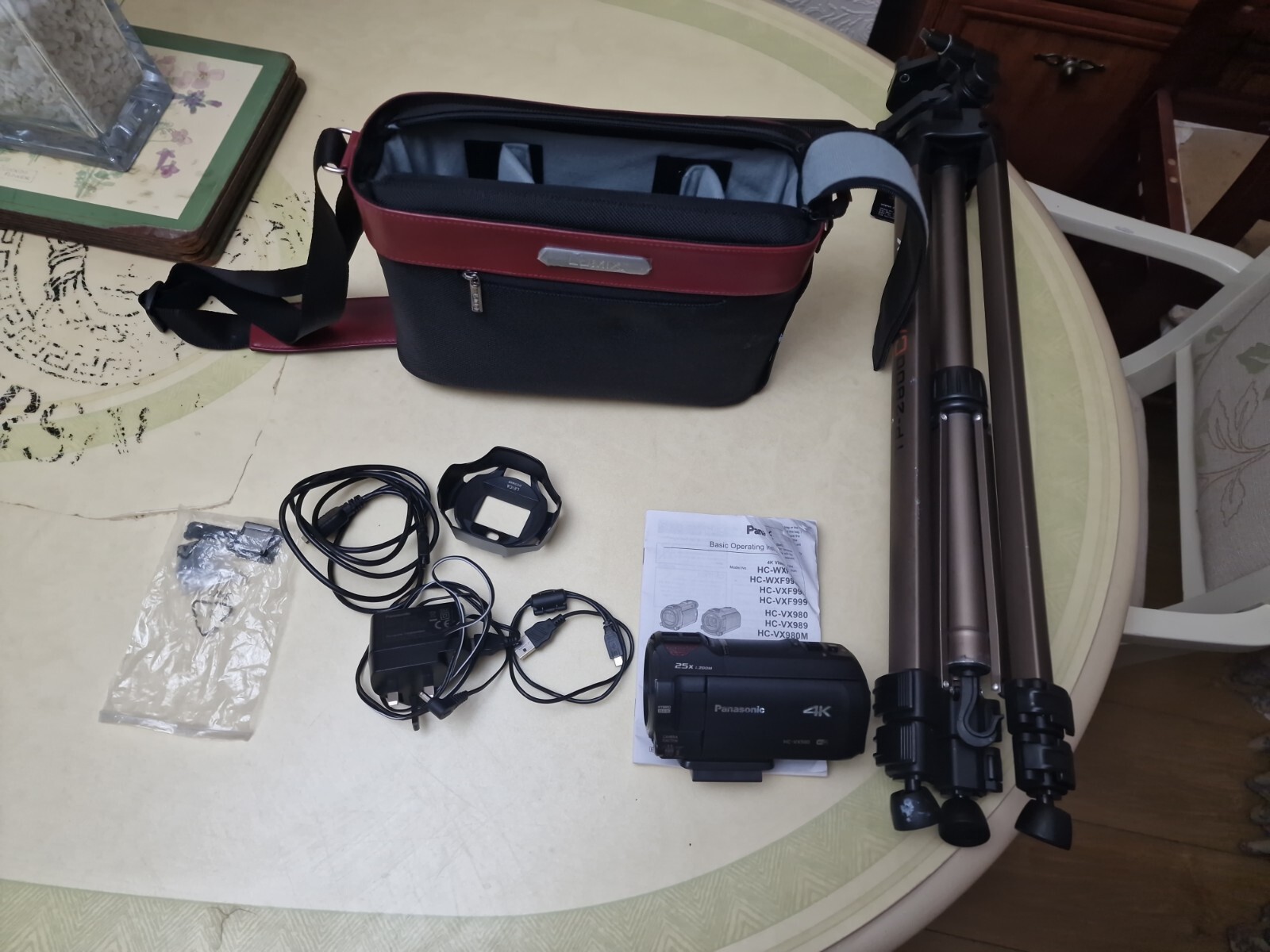 Panasonic HC-VX980 4K Ultra HD Camcorder & Camlink TP-2800 Tripod ...