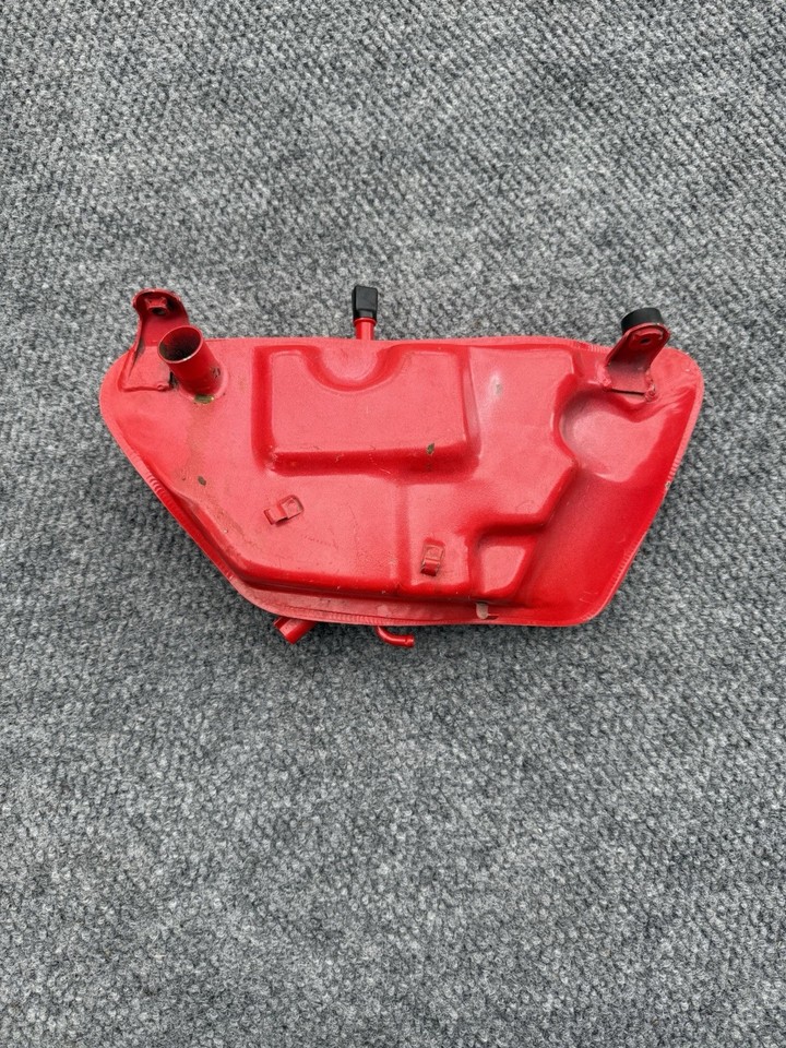 Yamaha RD400 Oil Tank - Small Dent | eBay