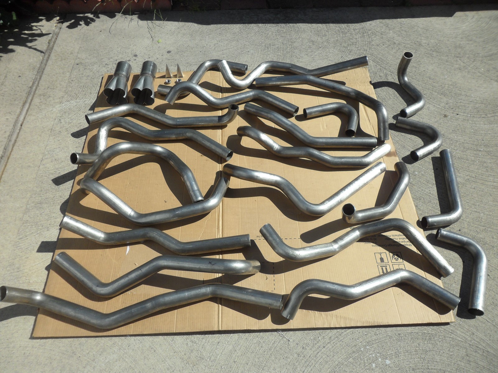304 STAINLESS EXHAUST HEADER KIT UNCLUDES COLLECTORS, SPIKES & O2 ...