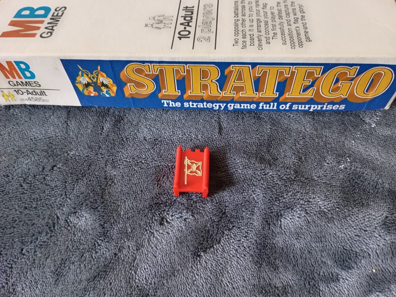 Stratego Board Game 1982 Vintage Version - MB Games - ONE SPARE RED ...
