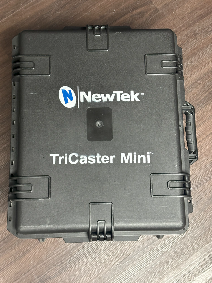 NewTek TriCaster Mini X HDMI Bundle with TriCaster Mini Control Surface ...