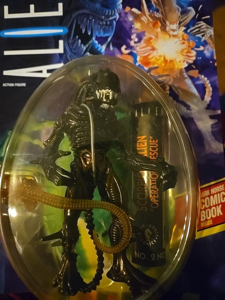 VINTAGE 1992 Kenner Aliens Scorpion Alien With Face Hugger Action ...