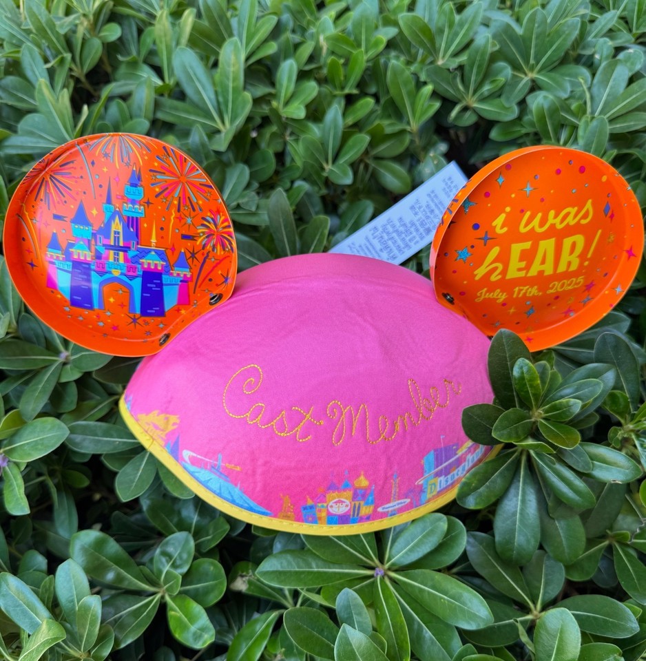 Disneyland 70th Anniversary Mickey Mouse Cast Member I was hEar! Hat | eBay