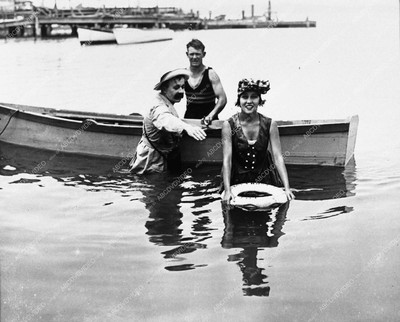 2730-09 Gloria Swanson Chester Conklin silent short The Pullman Bride ...