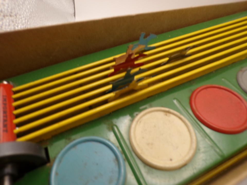 Vintage Wolverine Supply Gee-Whiz Tin Toy Horse Racing Game Sensation ...