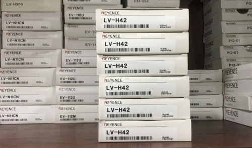 1 PCS New IN BOX KEYENCE Laser Sensor LV-H42 LVH42 | eBay