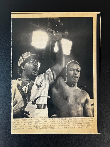 1985 Larry Holmes def. Carl "The Truth" Williams Type 3 8x11 Original ...