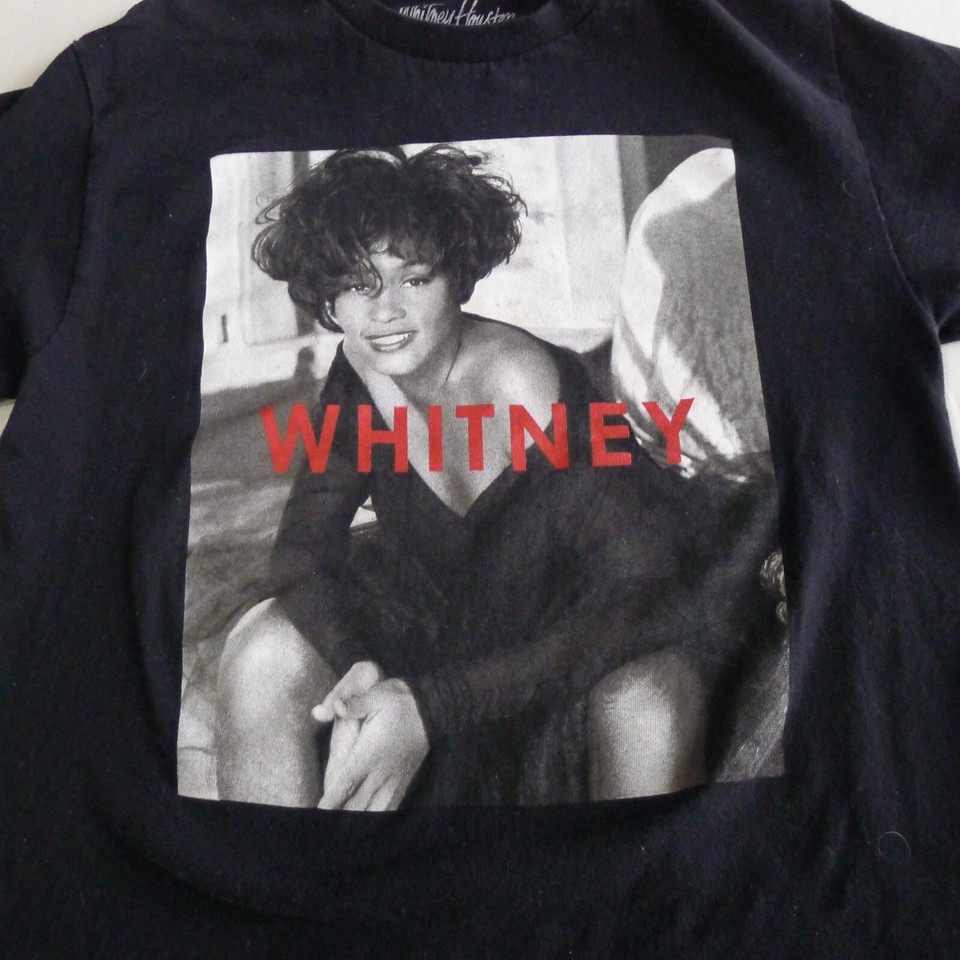 Whitney Houston Graphics Short Sleeve Boxy Cropped Black T-Shirt Small ...