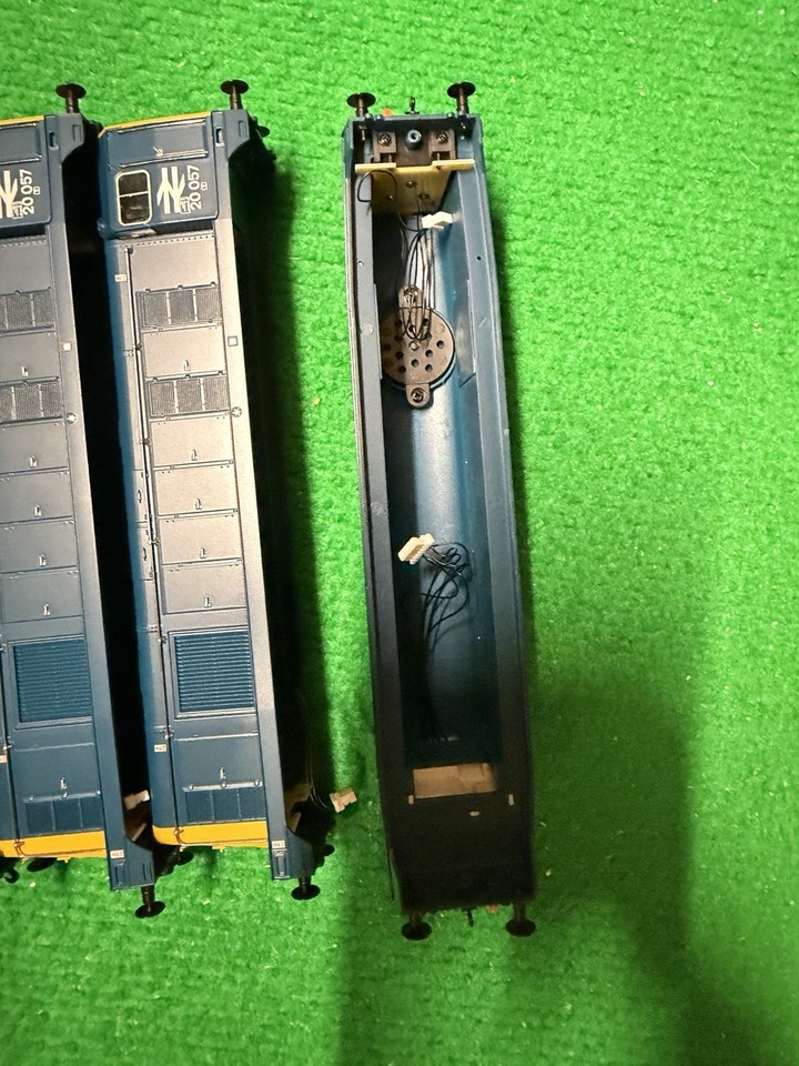 Bachmann Class 20 Body Shells BR Blue Livery OO Gauge Model Railway ...