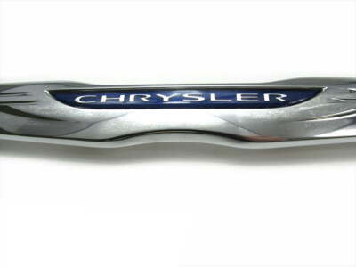 11-16 CHRYSLER TOWN & COUNTRY GRILLE EMBLEM BADGE NAMEPLATE NEW MOPAR ...