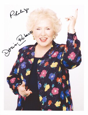 Doris Roberts Original Autographed 8.5x11 matte photo with Full Signing ...