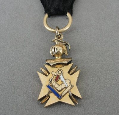 Vintage Jr. Junior Order Mechanics Ribbon Enamel Knight Gold Fill Medal ...