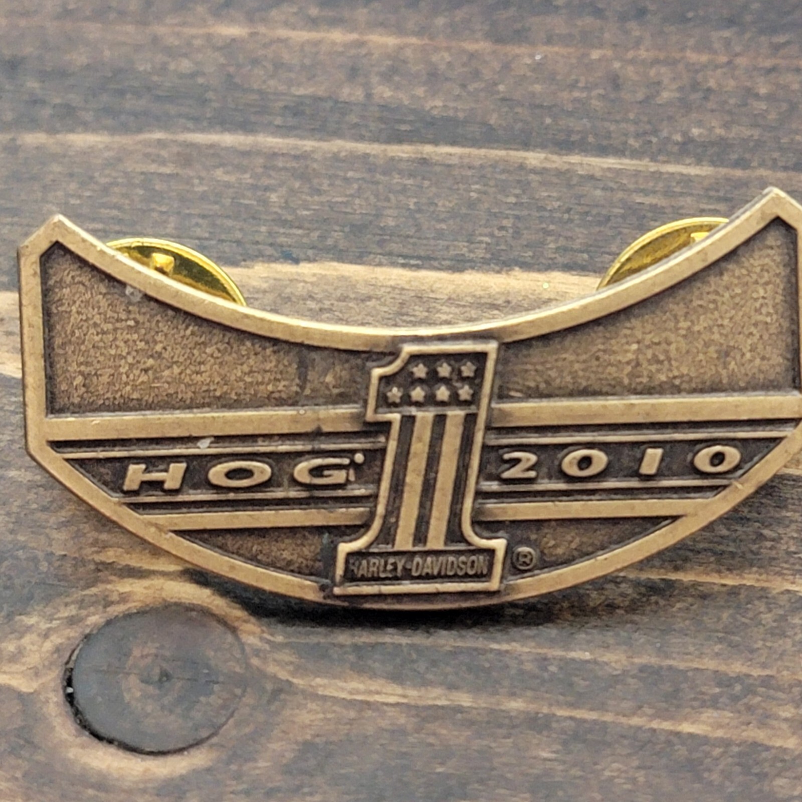 HARLEY OWNERS GROUP HOG Pin H.O.G. ROCKER 2010 VEST JACKET HAT PIN #1 ...